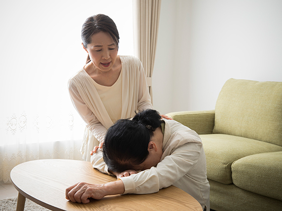 認知症の周辺症状（BPSD）とは？原因や対応・治療方法を解説／ホームメイト